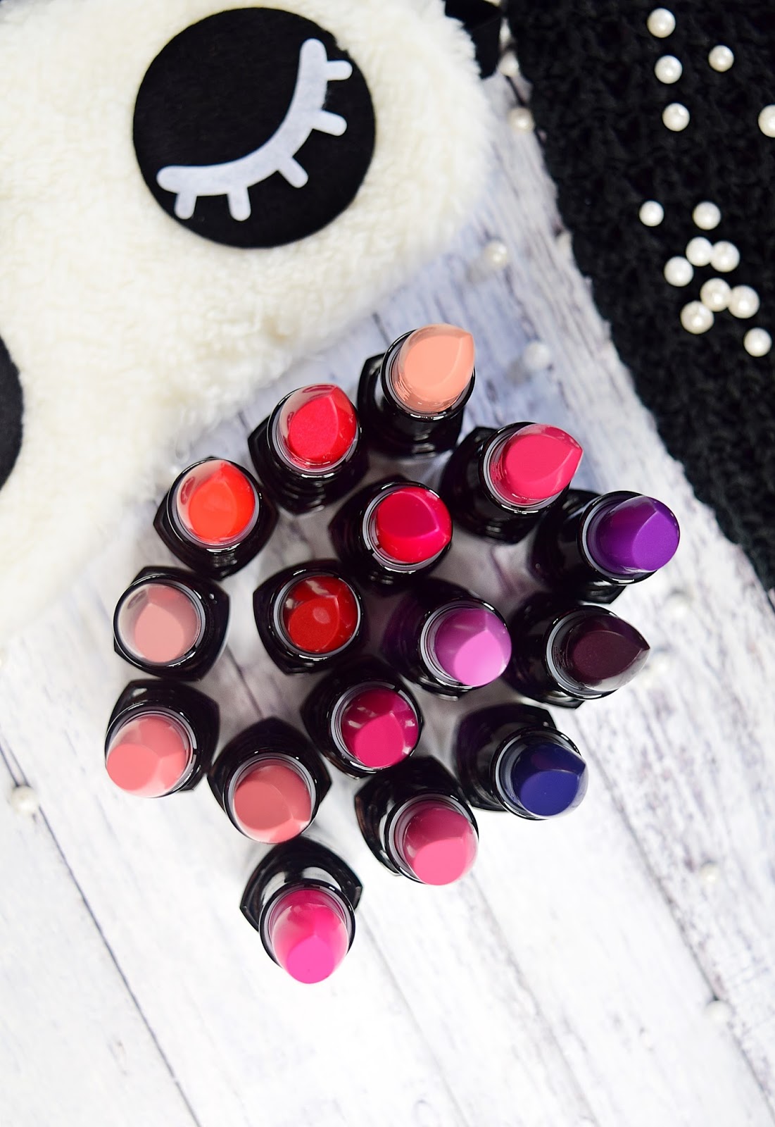 Avon Mark Epik Ruj — Avon Mark. Epic Lip (Tüm Renkler) - Makyaj MAG